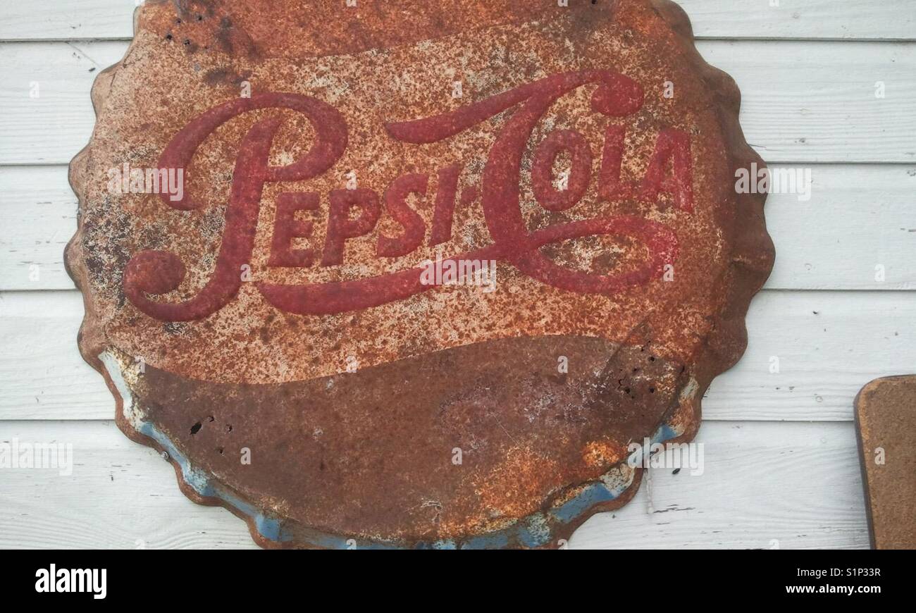 Pepsi sign hi-res stock photography and images - Alamy