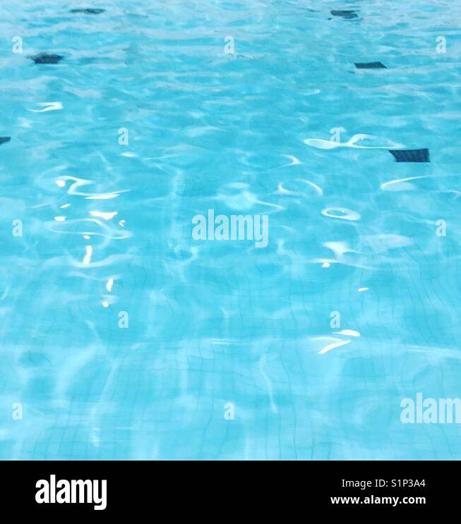 Active pool hi-res stock photography and images - Alamy