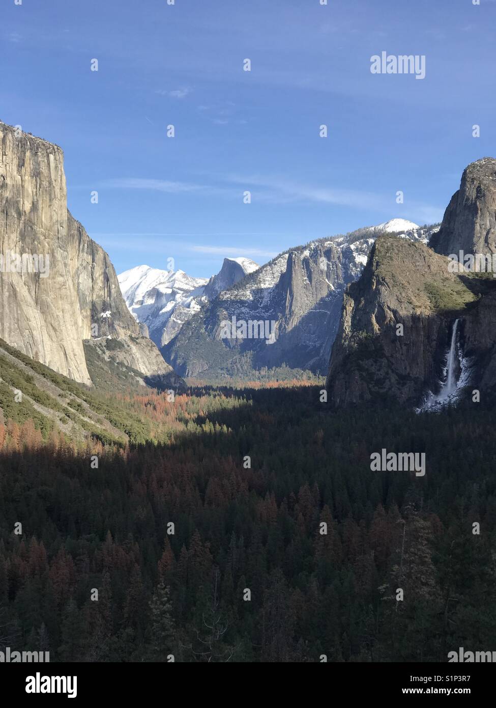 Yosemite Waterfall Sun High Resolution Stock Photography and Images - Alamy