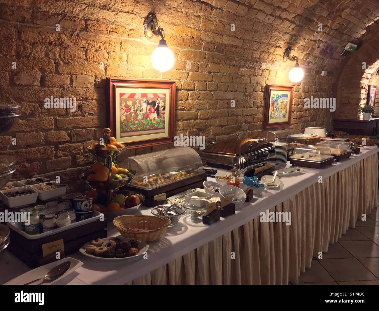 Buffet breakfast hi-res stock photography and images - Alamy