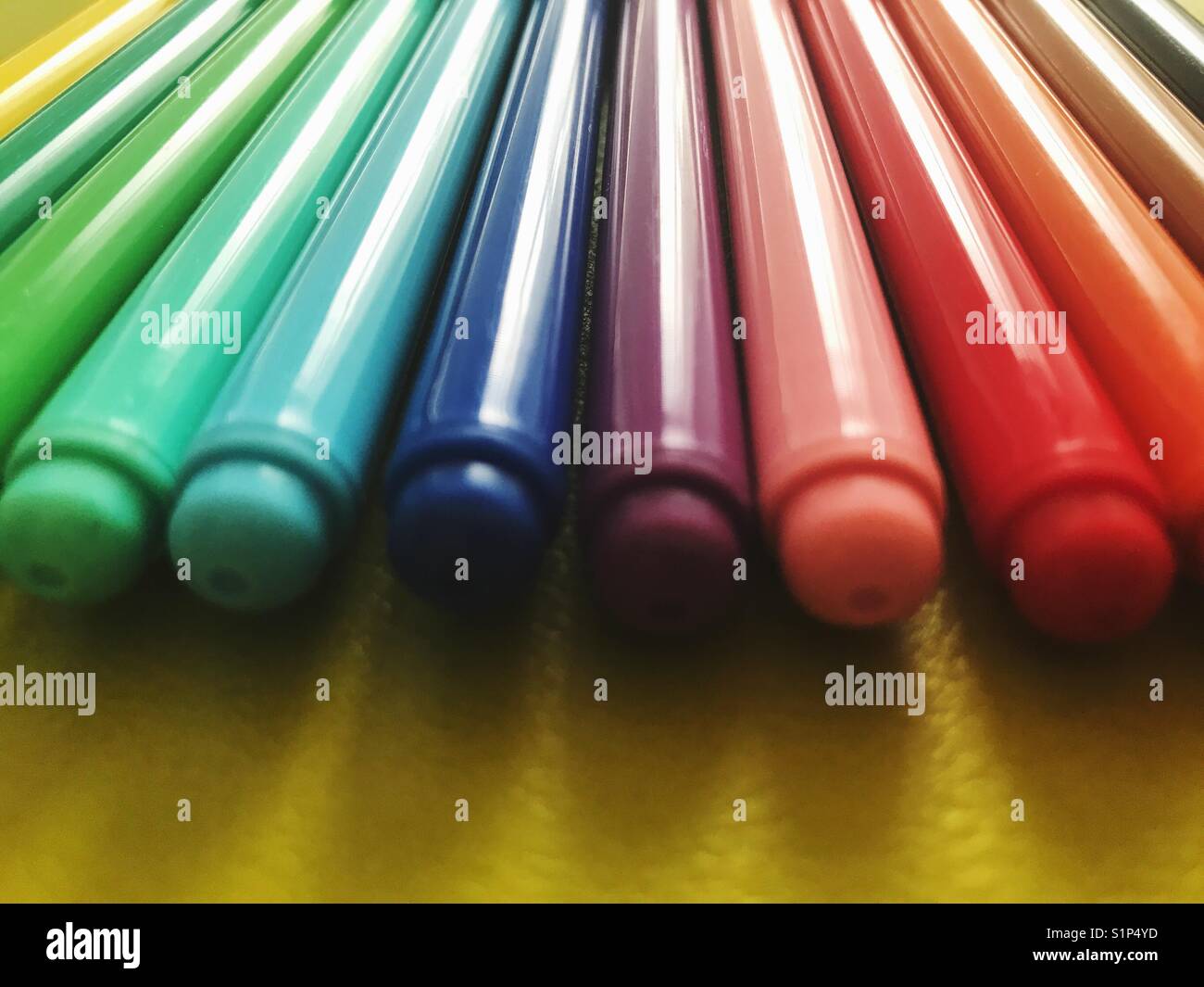 Spectrum of pens hi-res stock photography and images - Alamy