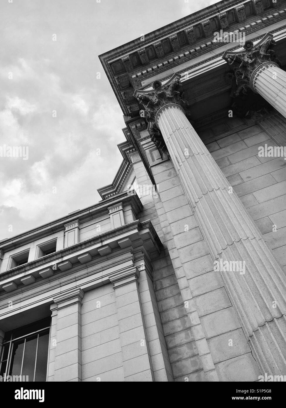 Architectural columns classic architecture hi-res stock photography and ...