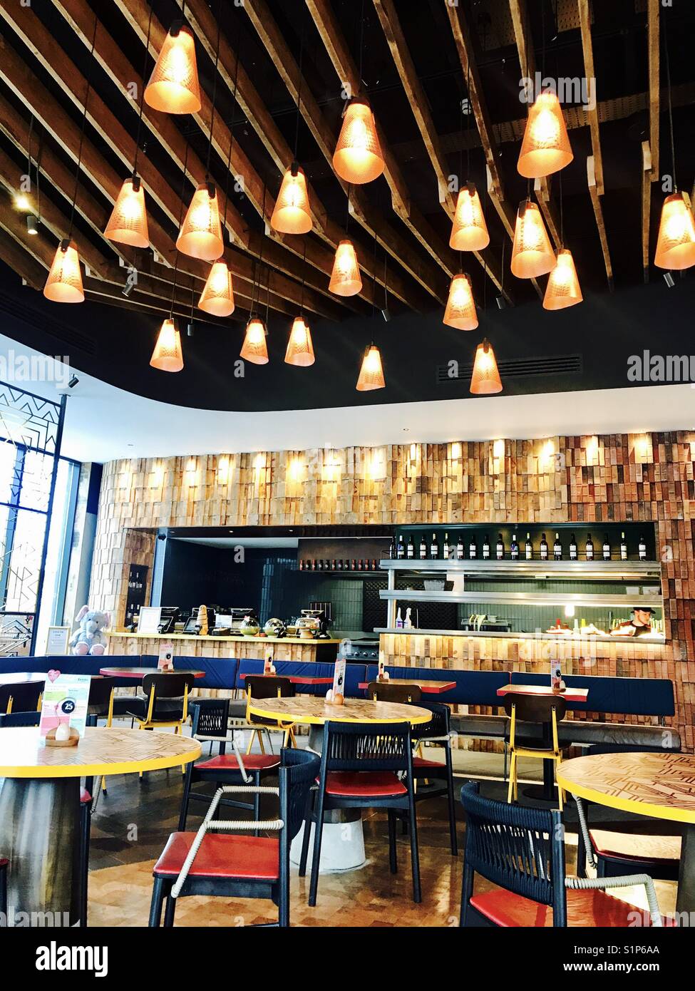 Nandos table hi-res stock photography and images - Alamy