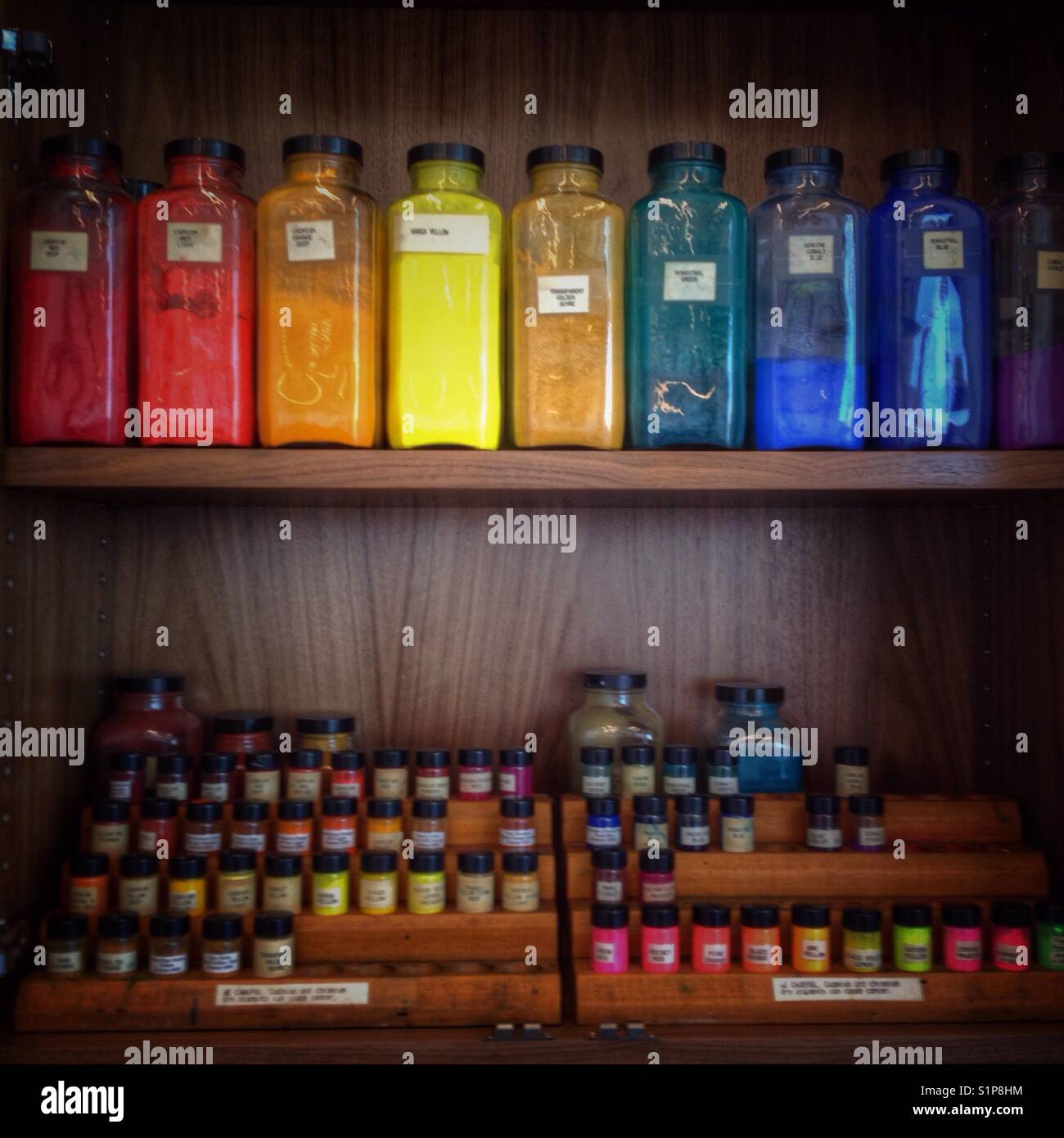 Color pigments hi-res stock photography and images - Alamy