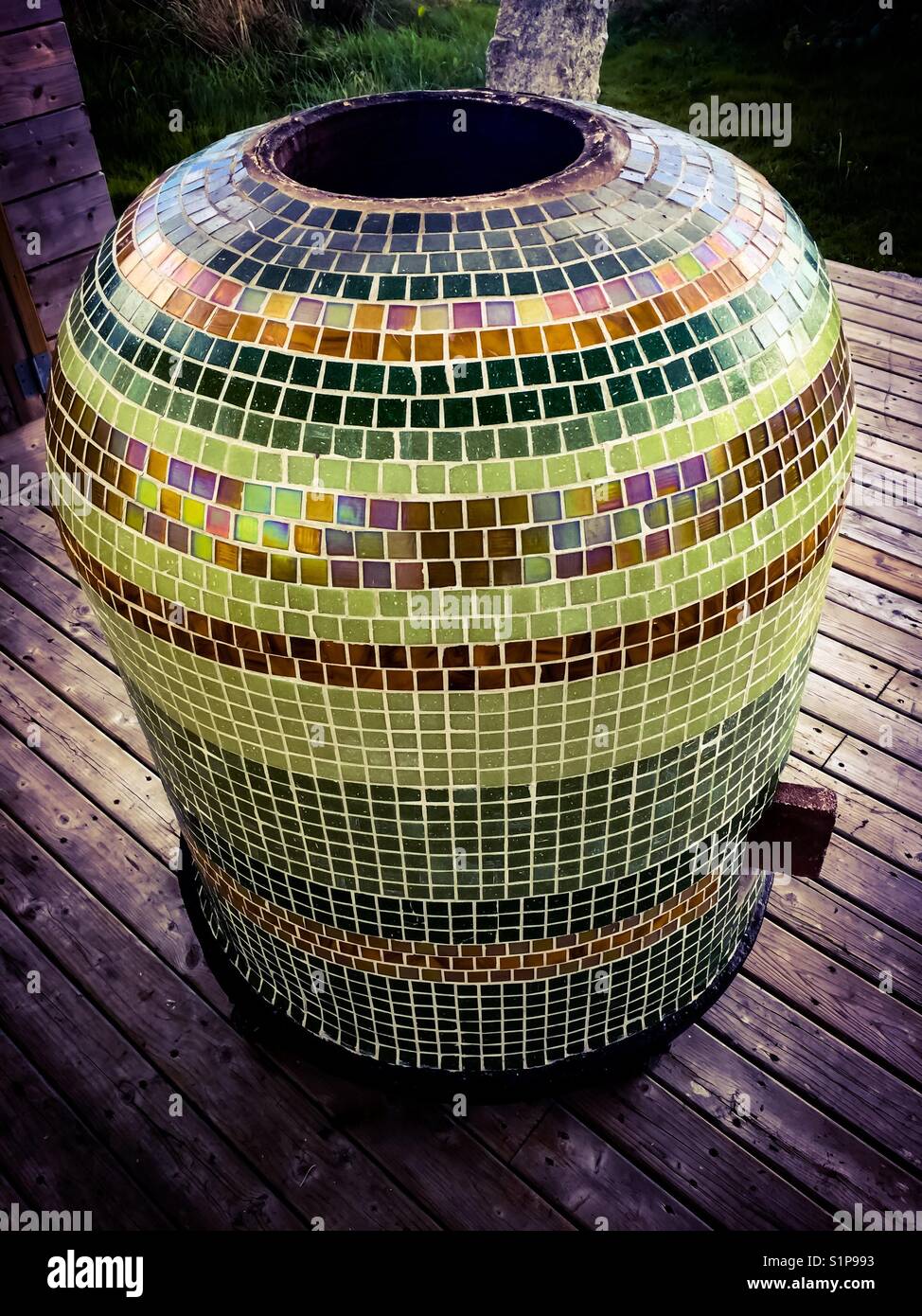 Tandoor with Colorful tiles Stock Photo - Alamy