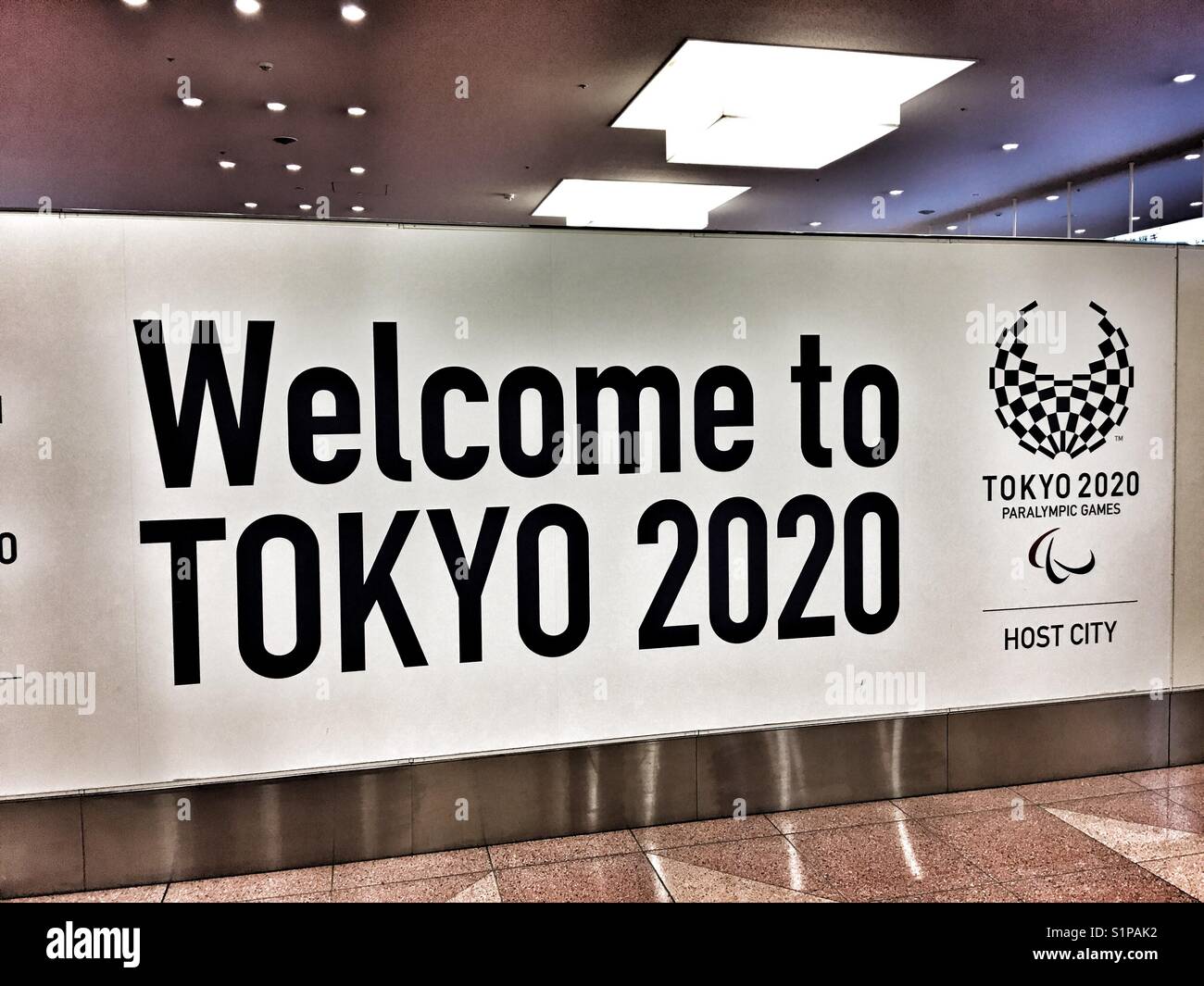 Arrivals tokyo haneda airport hi-res stock photography and images - Alamy