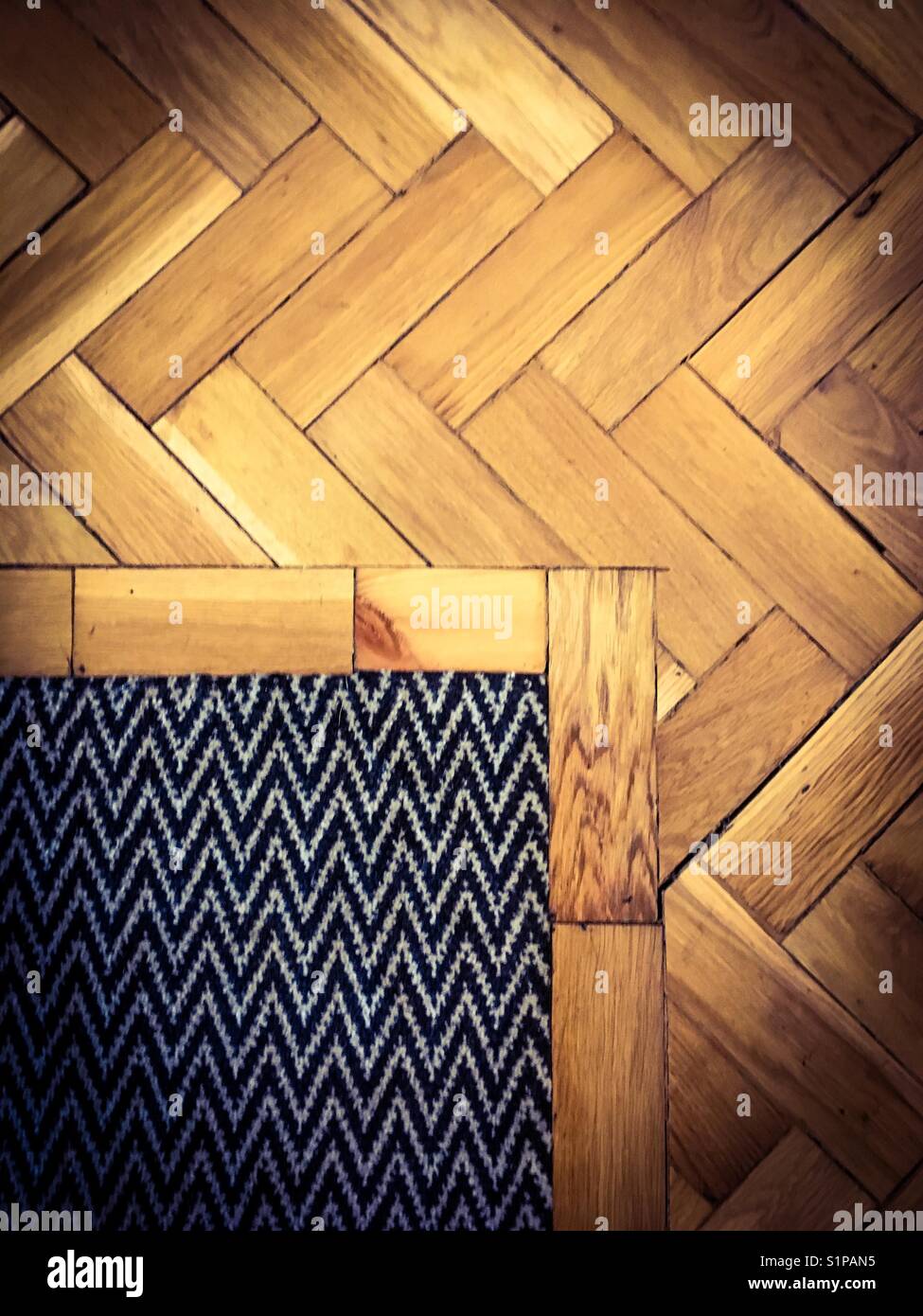 Flooring contrast hi-res stock photography and images - Alamy