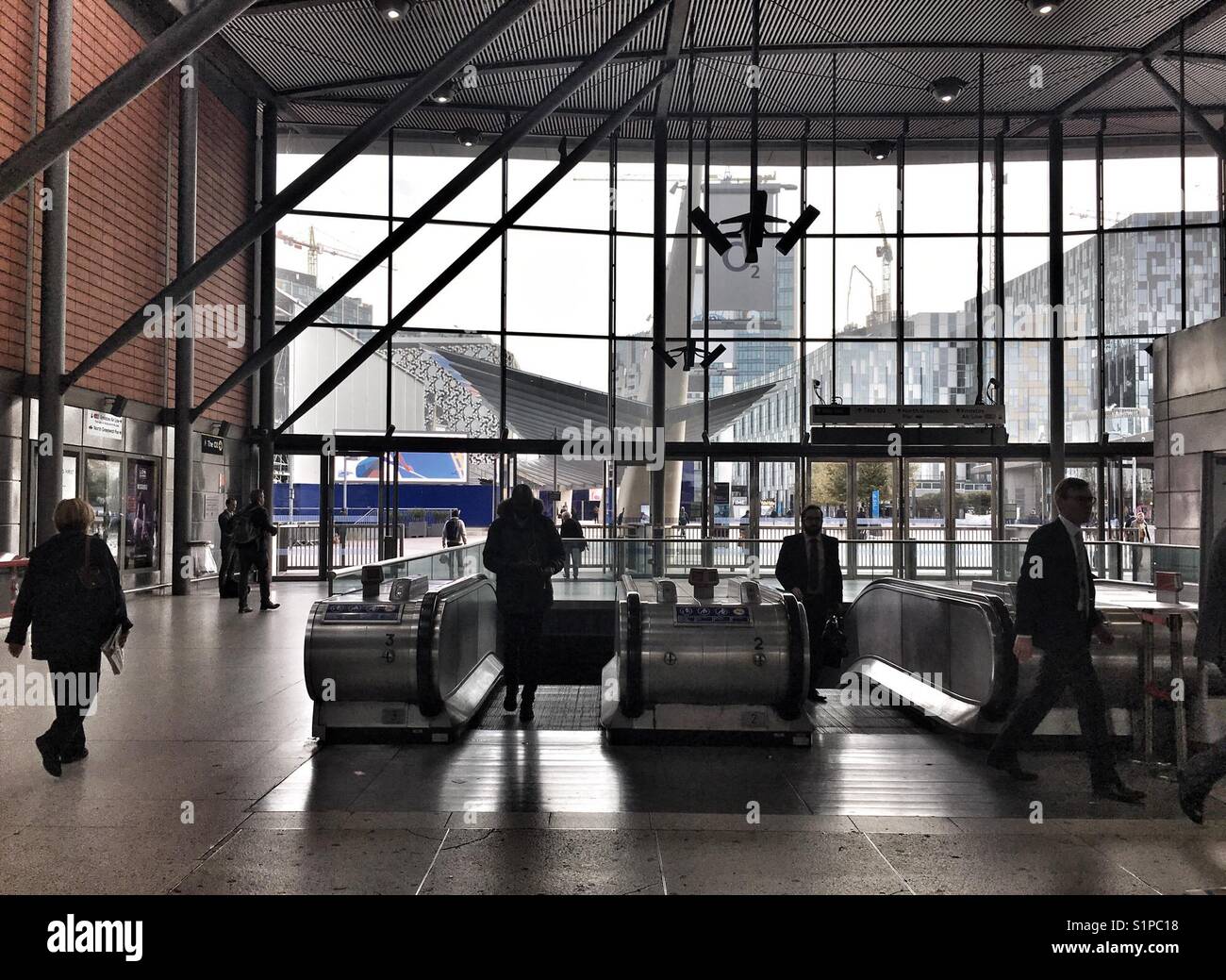 Jubilee line north greenwich hi-res stock photography and images - Alamy