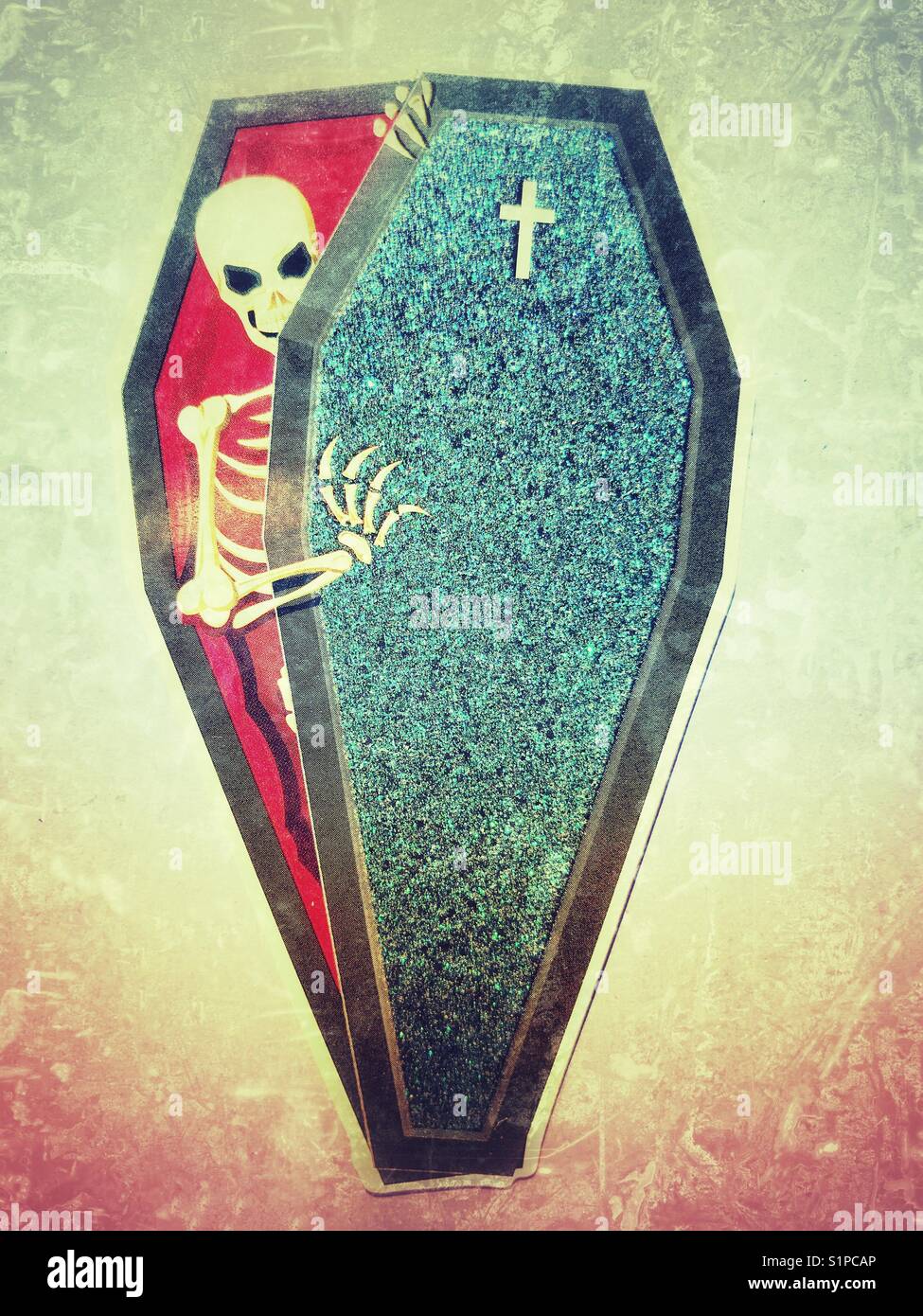 Halloween. Spooky skeleton Stock Photo - Alamy