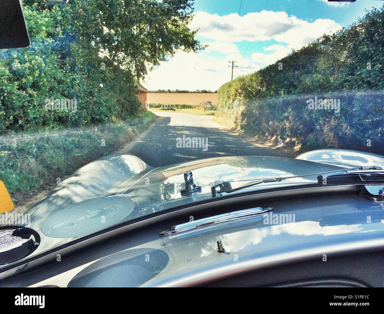 Cars cruising hi-res stock photography and images - Alamy