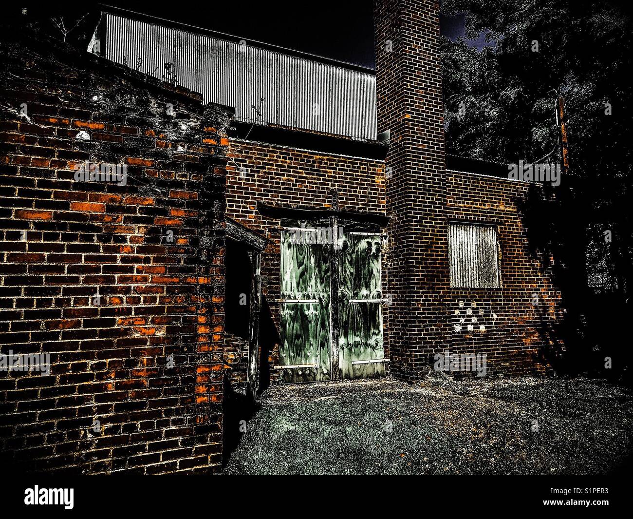 Alley brick hi-res stock photography and images - Alamy