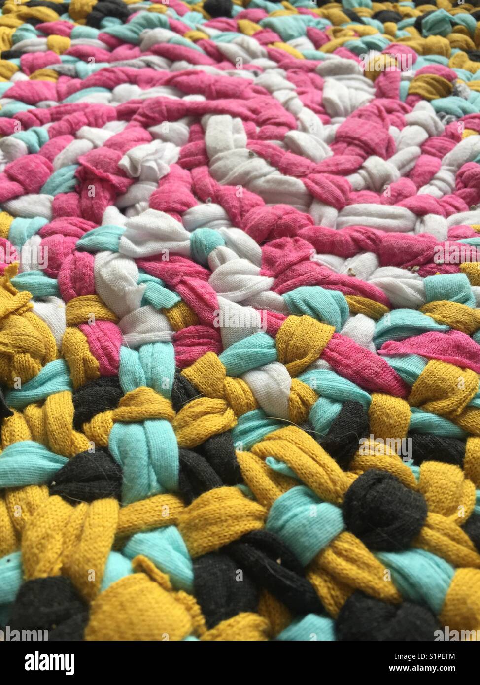 Rug weaving hi-res stock photography and images - Alamy