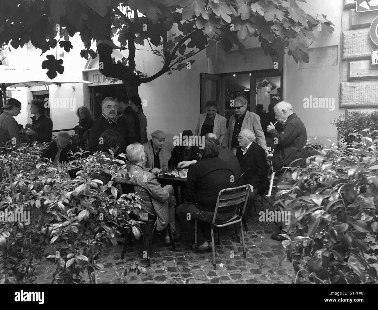 Elderly Italian Men High Resolution Stock Photography and Images - Alamy