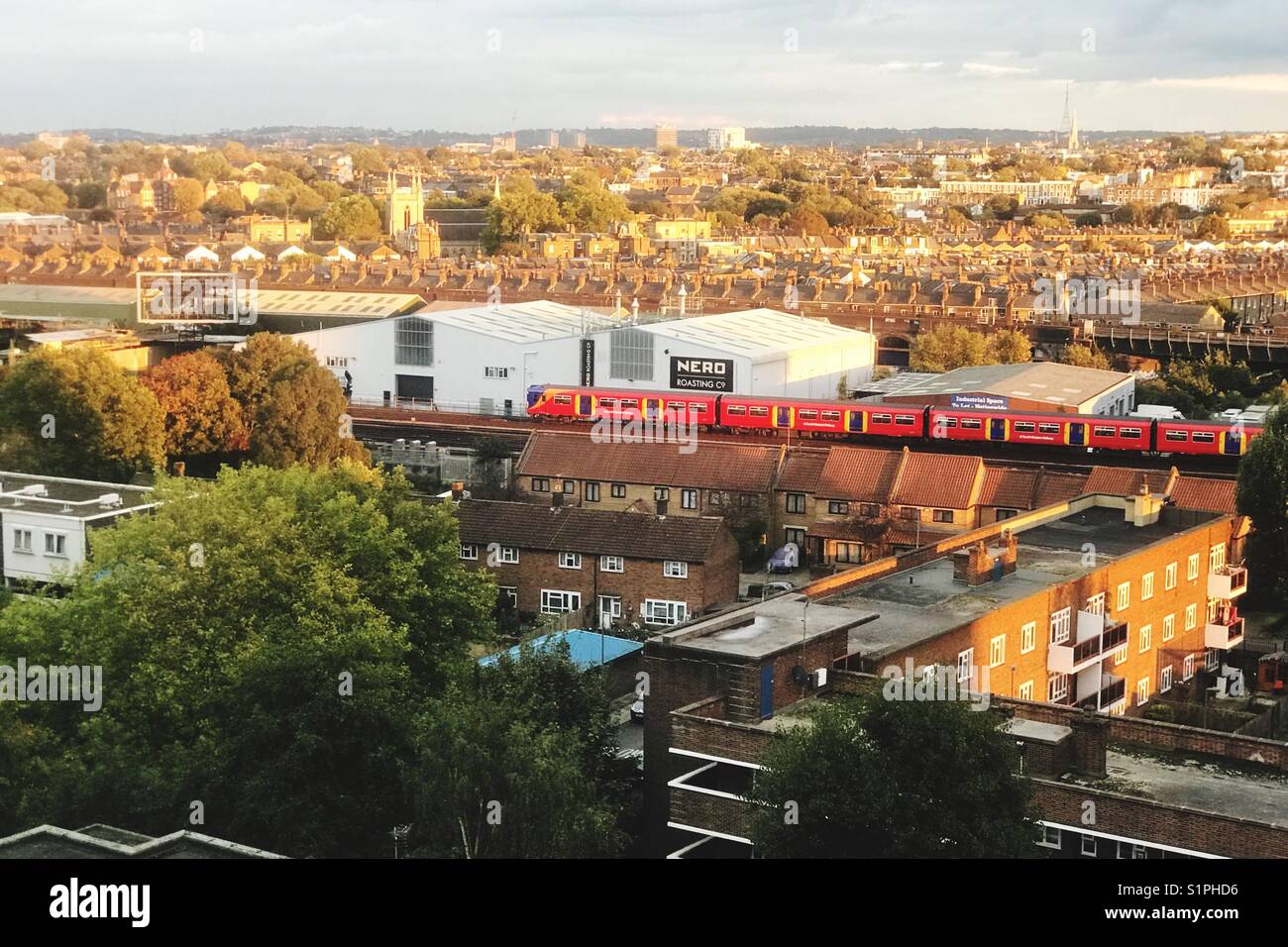South london train hi-res stock photography and images - Alamy