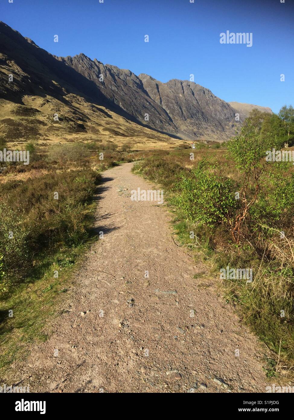 Footpath scotland hi-res stock photography and images - Alamy