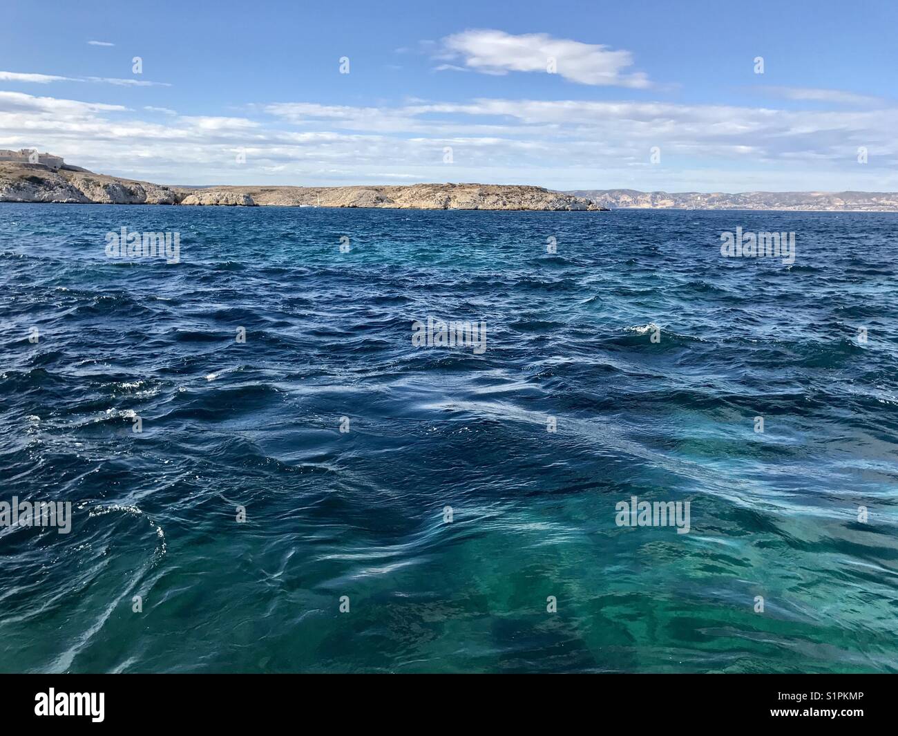 Still sea hi-res stock photography and images - Alamy