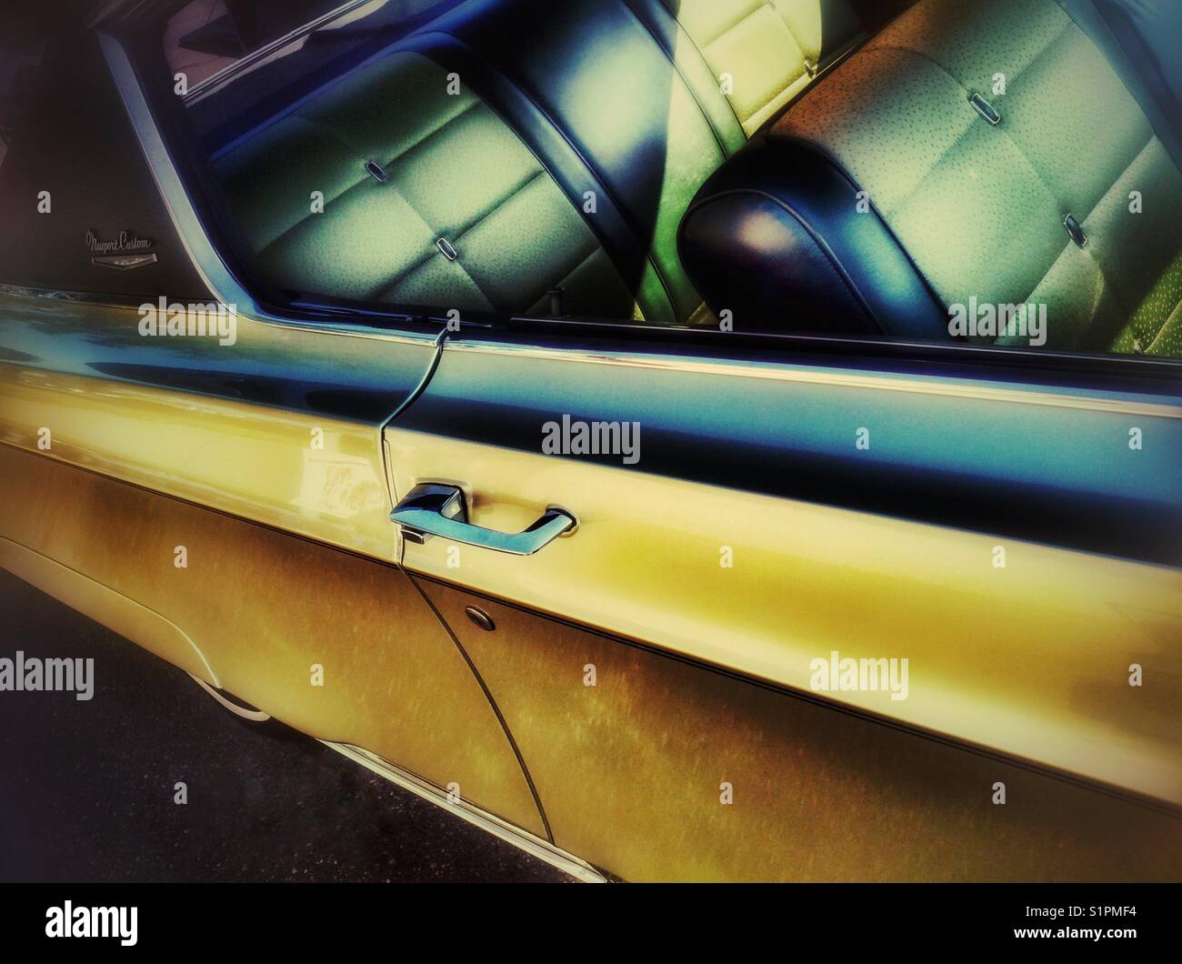 Old chrysler car hi-res stock photography and images - Alamy