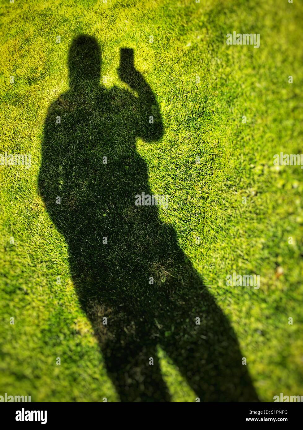 Silhouette selfie hi-res stock photography and images - Alamy