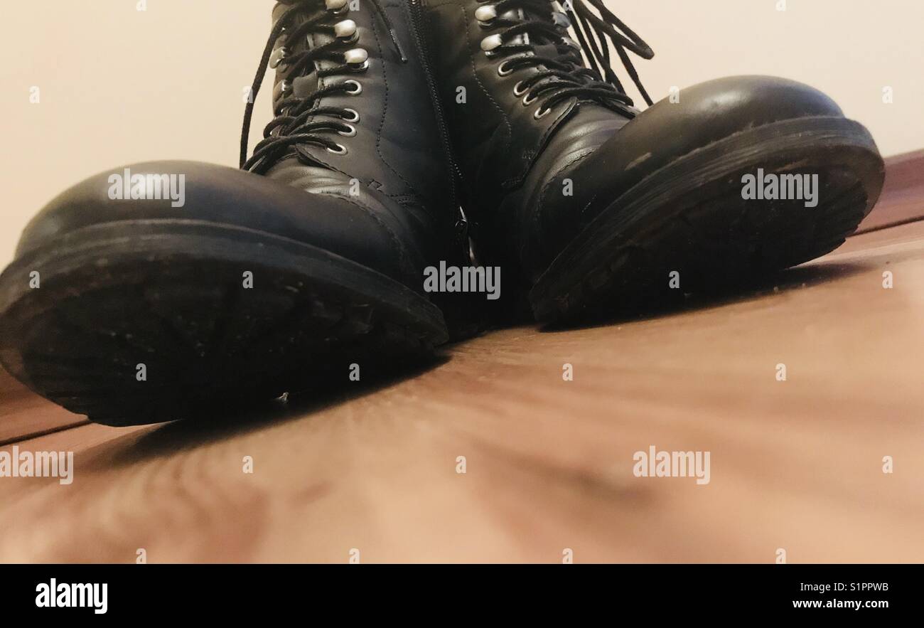 Shoes angle hi-res stock photography and images - Alamy