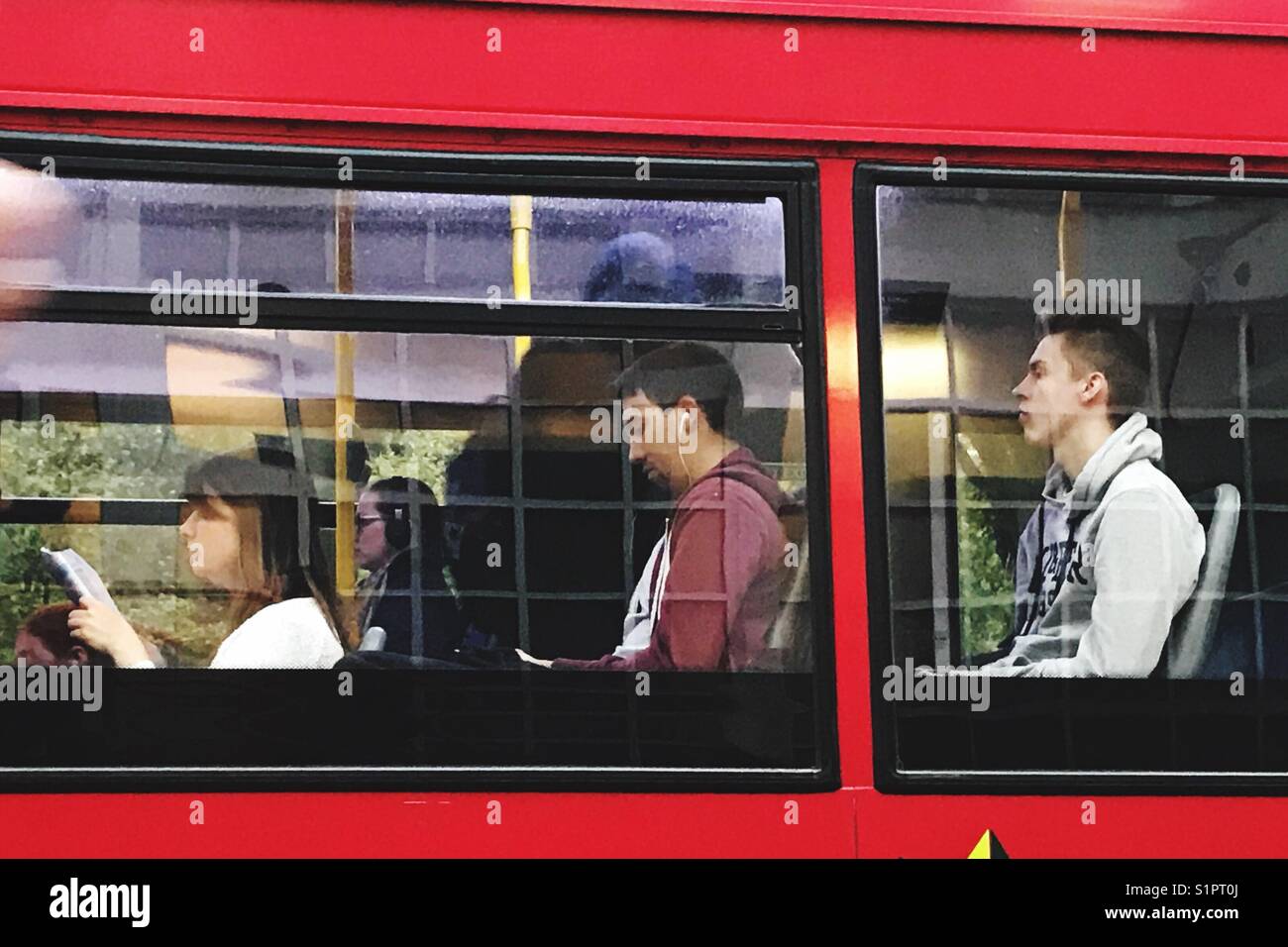 London bus window hi-res stock photography and images - Alamy
