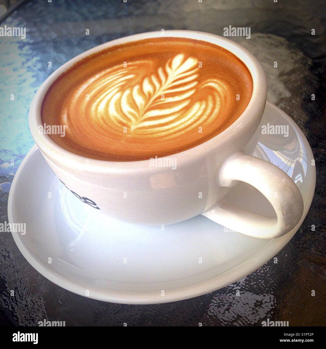 Latte culture hi-res stock photography and images - Alamy