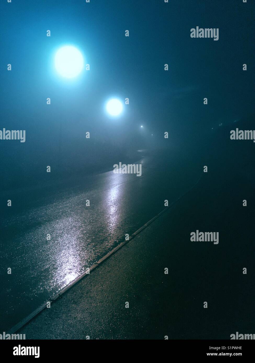 Thick fog lights hi-res stock photography and images - Alamy