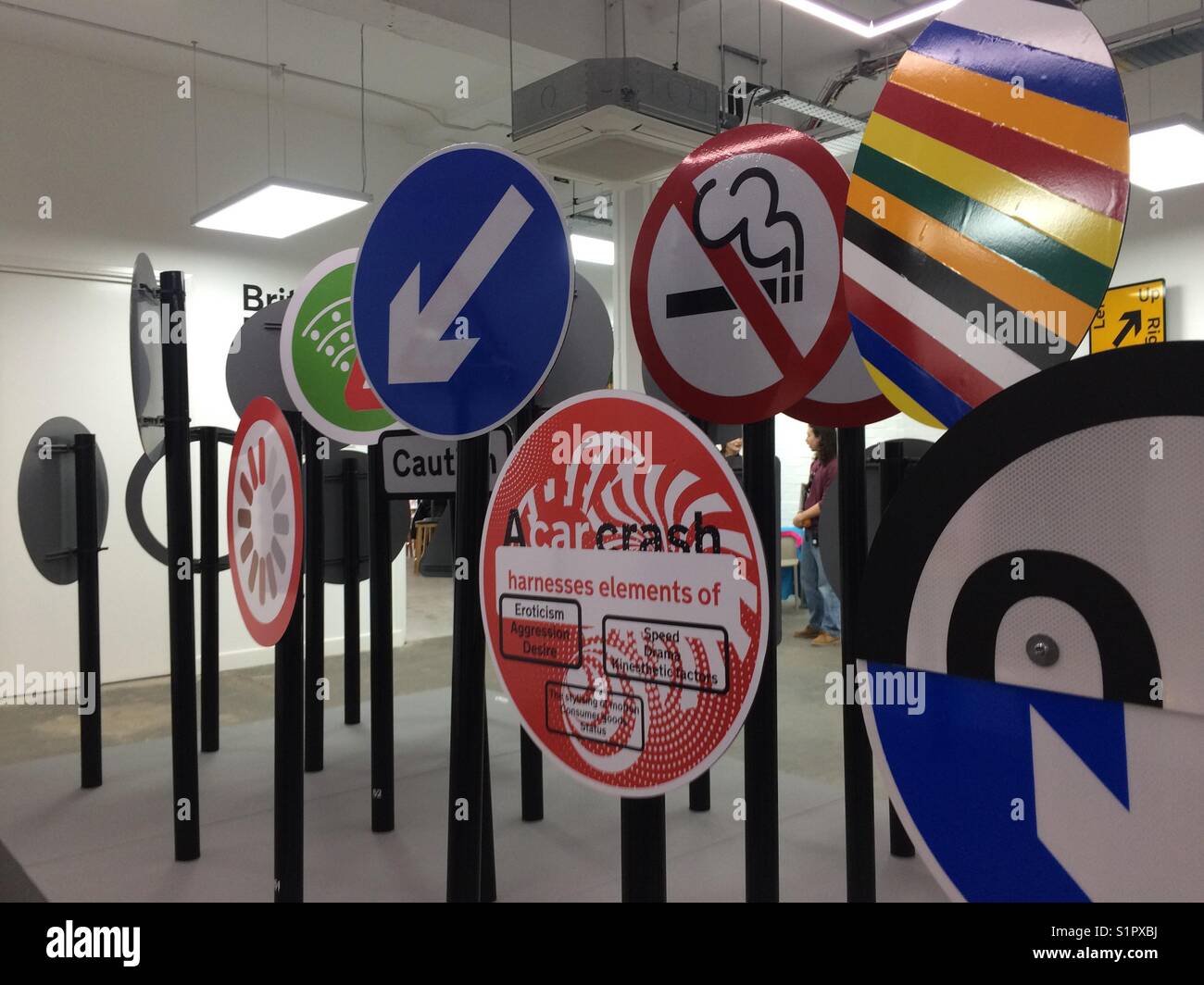 British Road Sign High Resolution Stock Photography and Images - Alamy