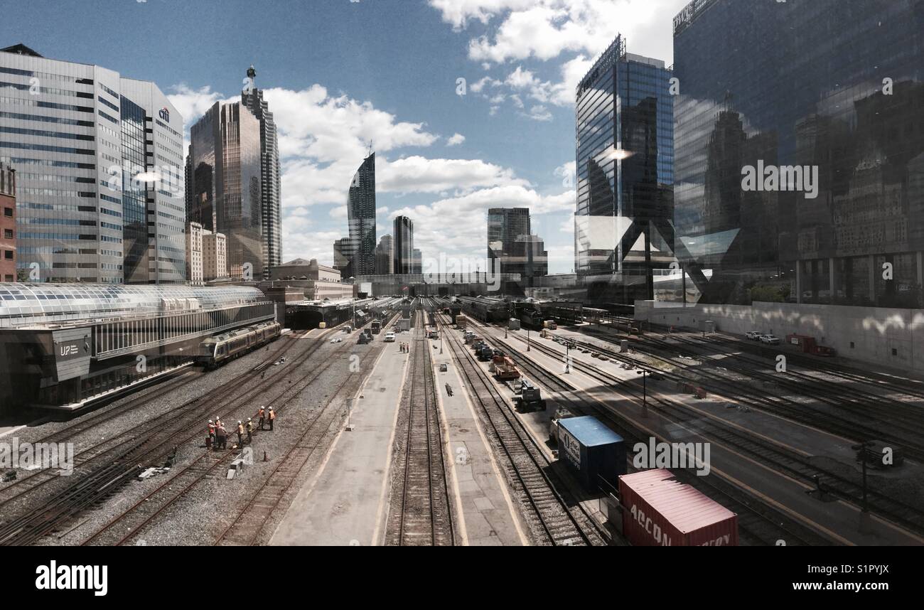 Toronto Union Station Stock Photos & Toronto Union Station Stock Images ...