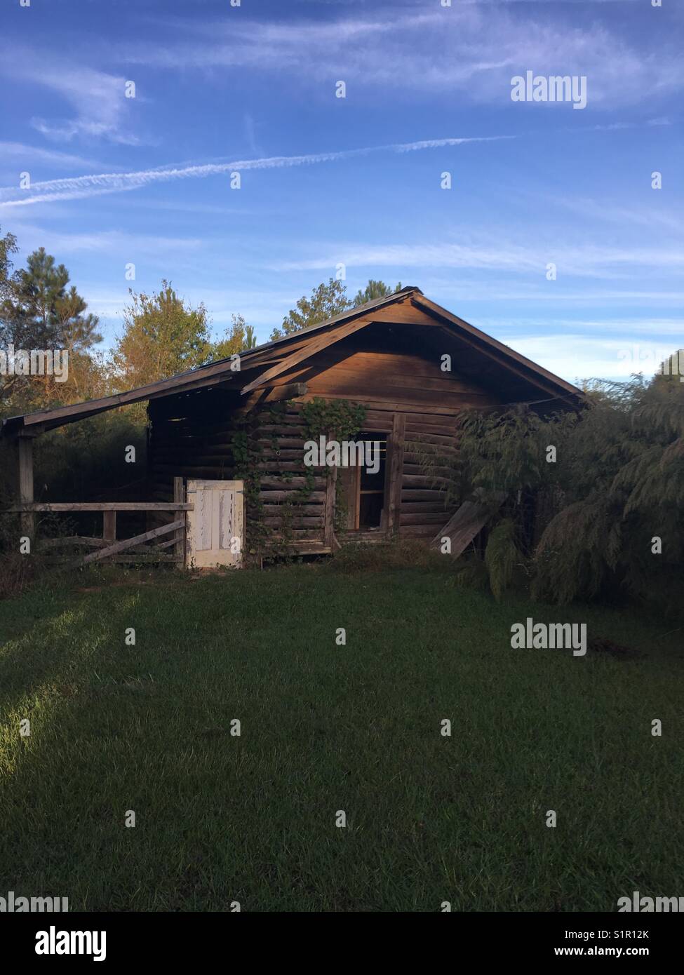 Old chicken coop Stock Photo - Alamy