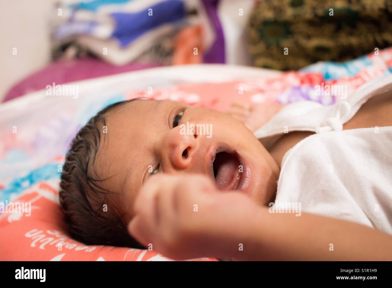 Yawn kid hi-res stock photography and images - Alamy