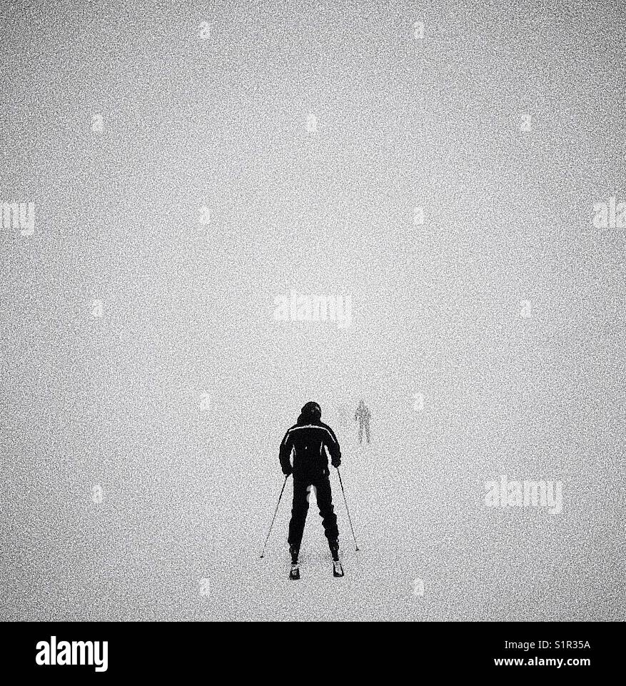 Skiier hi-res stock photography and images - Alamy