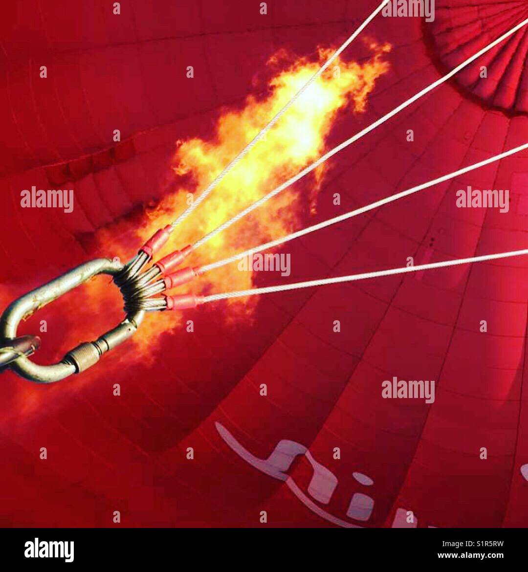 Hot air balloon rope hi-res stock photography and images - Alamy