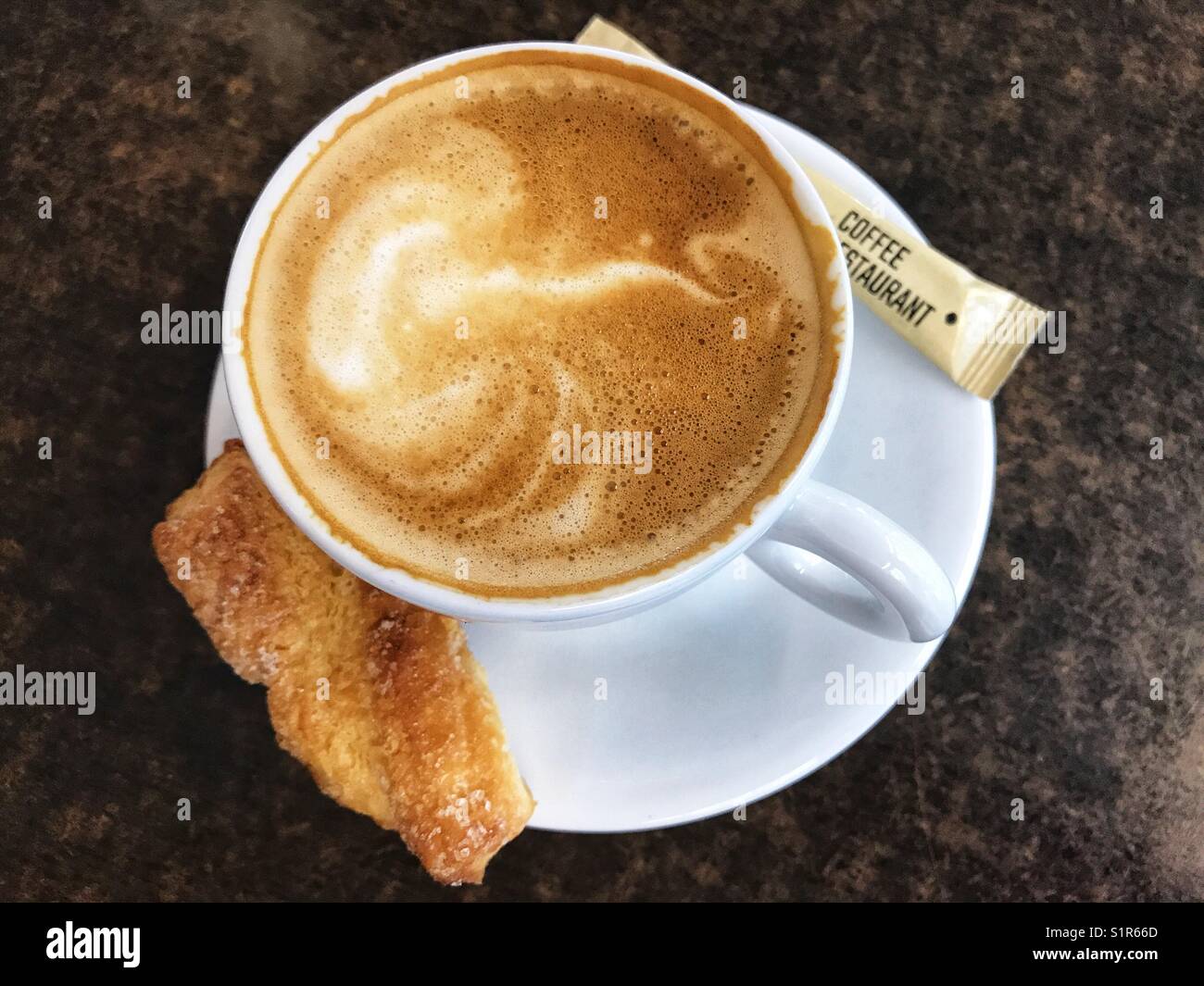 Sugar packet hi-res stock photography and images - Alamy