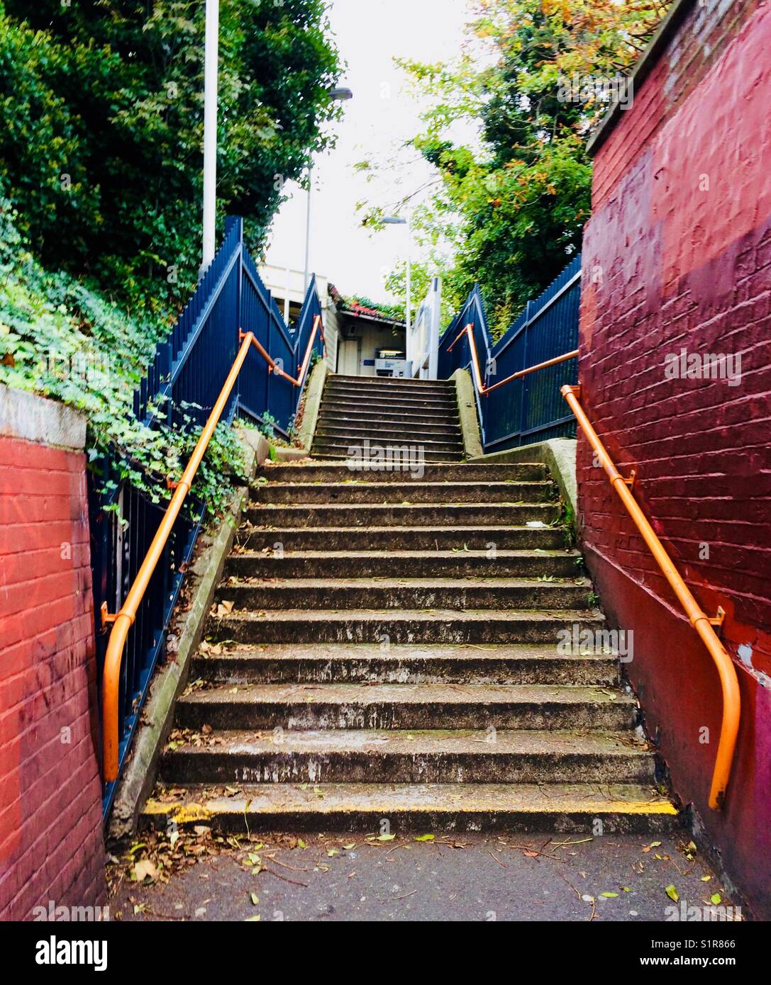 Worcester train station hi-res stock photography and images - Alamy