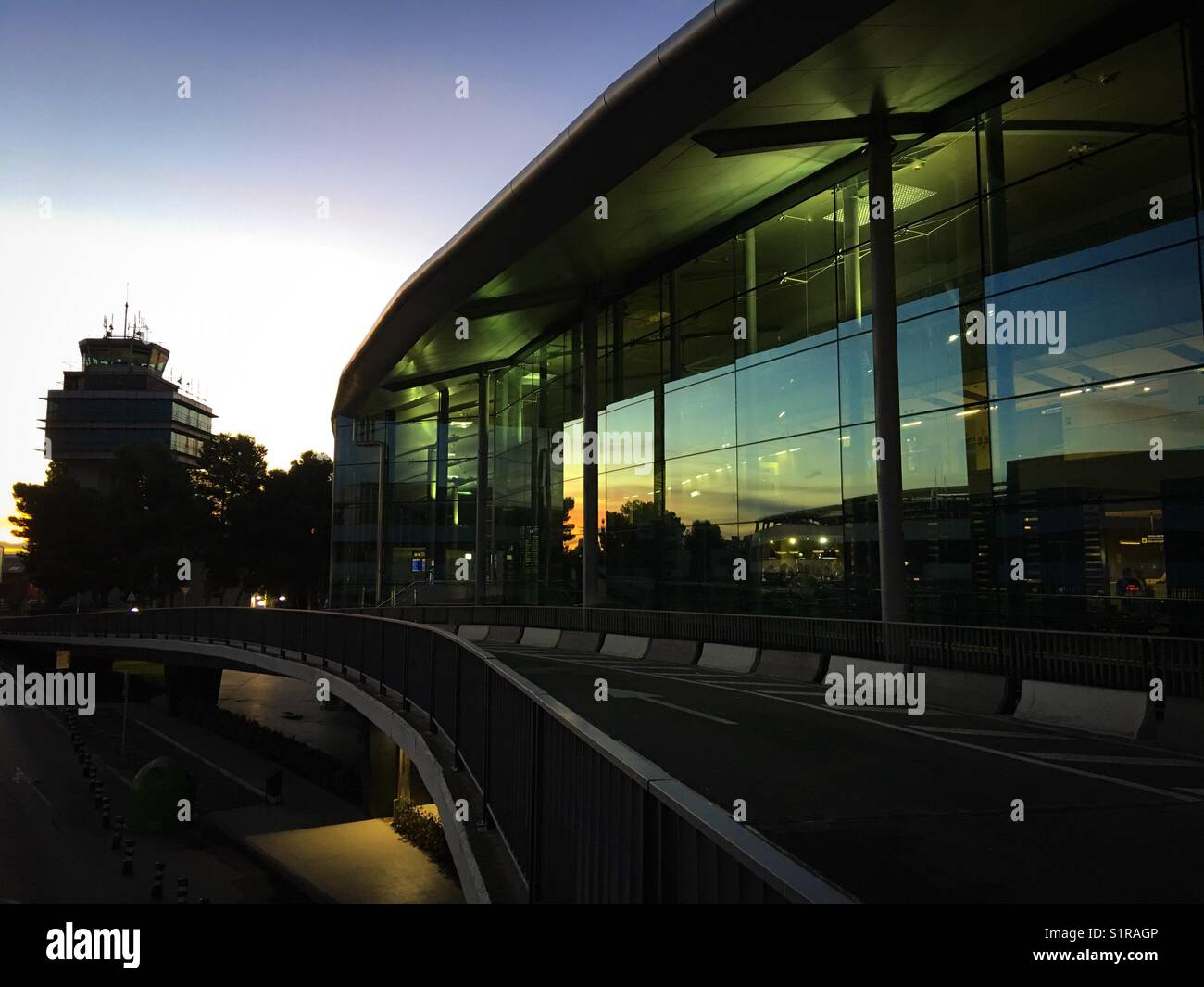 Valencia airport hi-res stock photography and images - Alamy