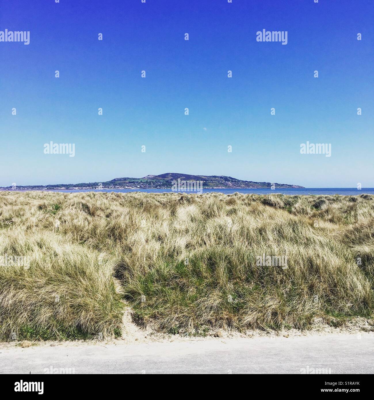 Dollymount Beach High Resolution Stock Photography and Images - Alamy