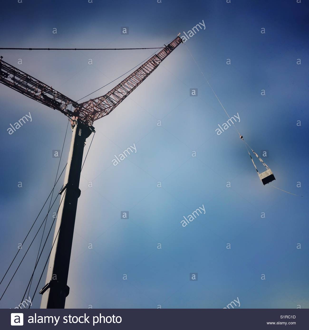 Heavy Load Lifting Stock Photos & Heavy Load Lifting Stock Images - Alamy