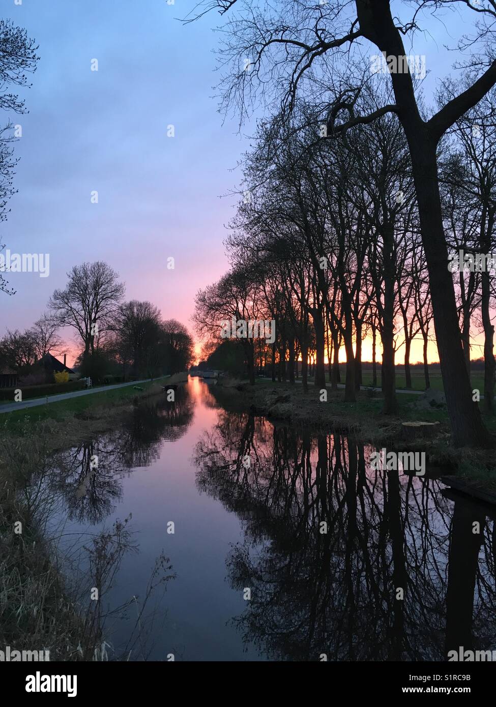 Evening colors hi-res stock photography and images - Alamy