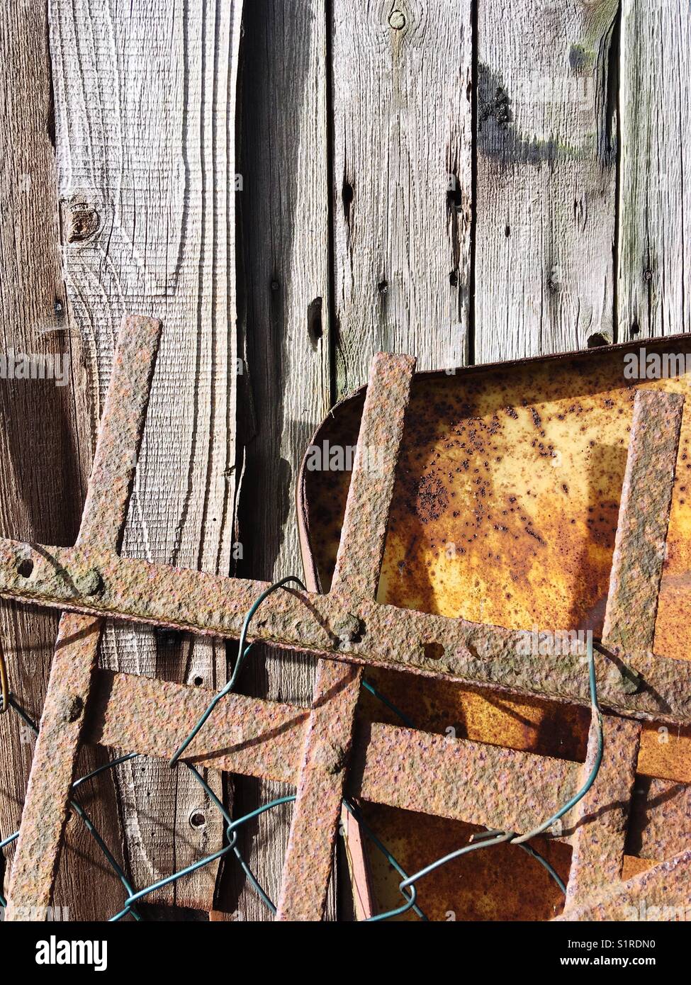 Rusty metal scrap hi-res stock photography and images - Alamy