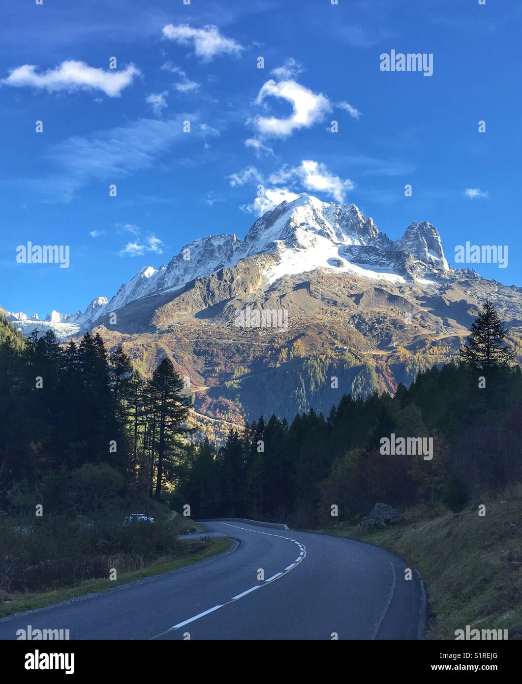 Feeling small hi-res stock photography and images - Alamy