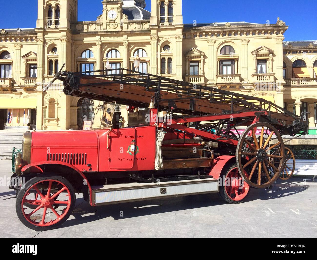 Old Fire Engine On Display High Resolution Stock Photography and Images ...