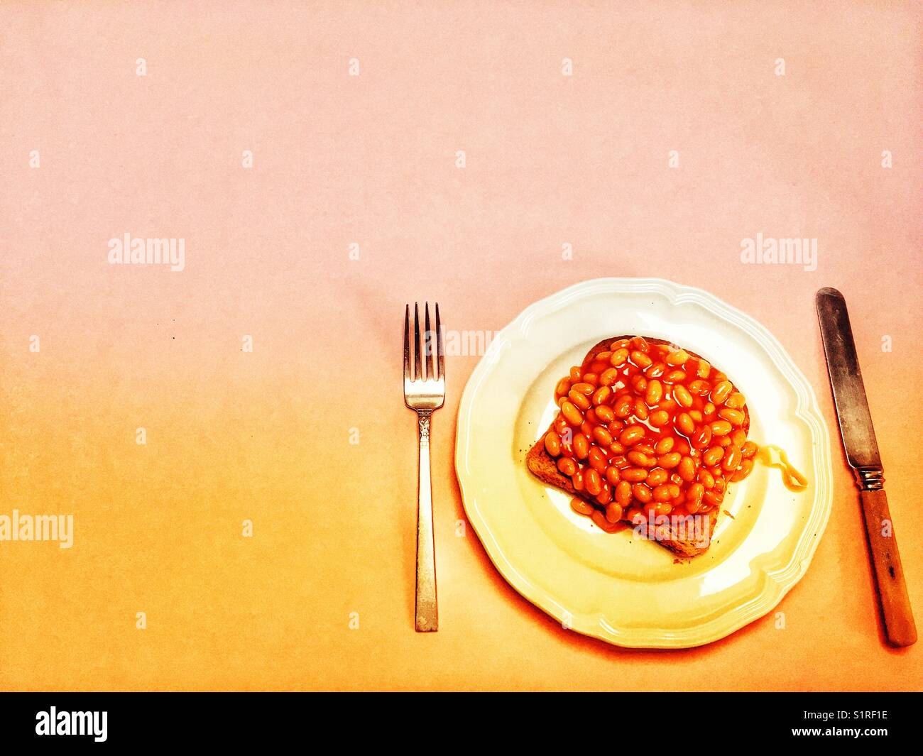 Braked beans hi-res stock photography and images - Alamy