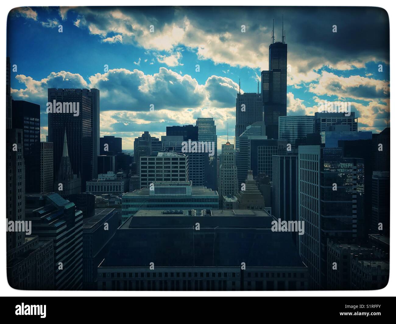 Windows over skyline hi-res stock photography and images - Alamy