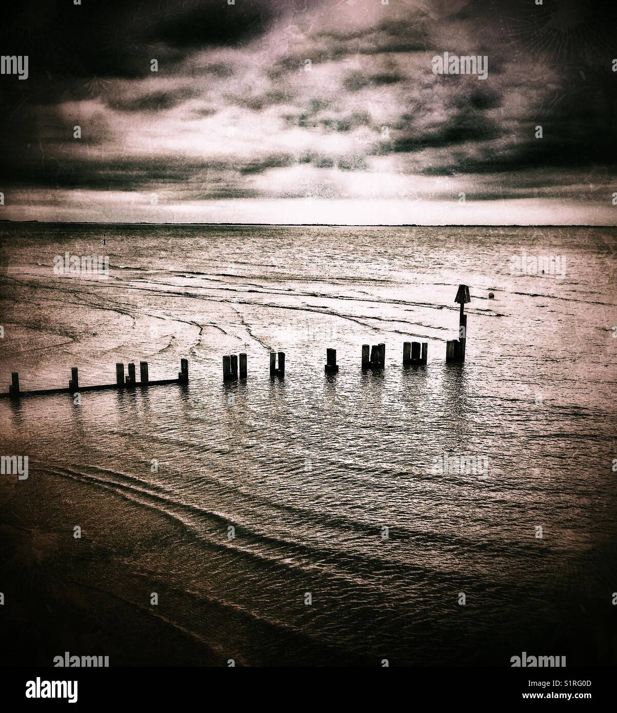 Tidal beacon hi-res stock photography and images - Alamy