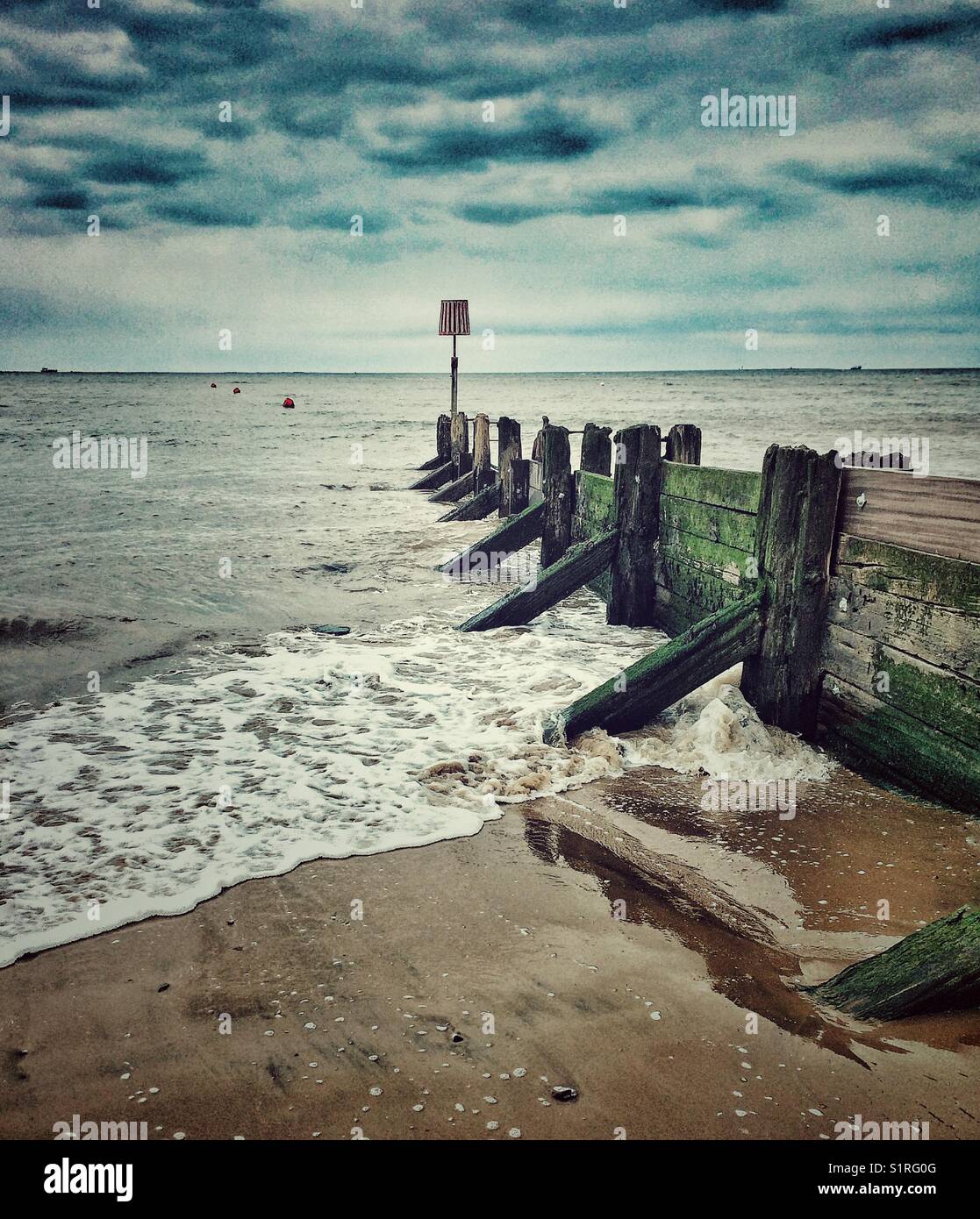 Seaside sea defence hi-res stock photography and images - Alamy