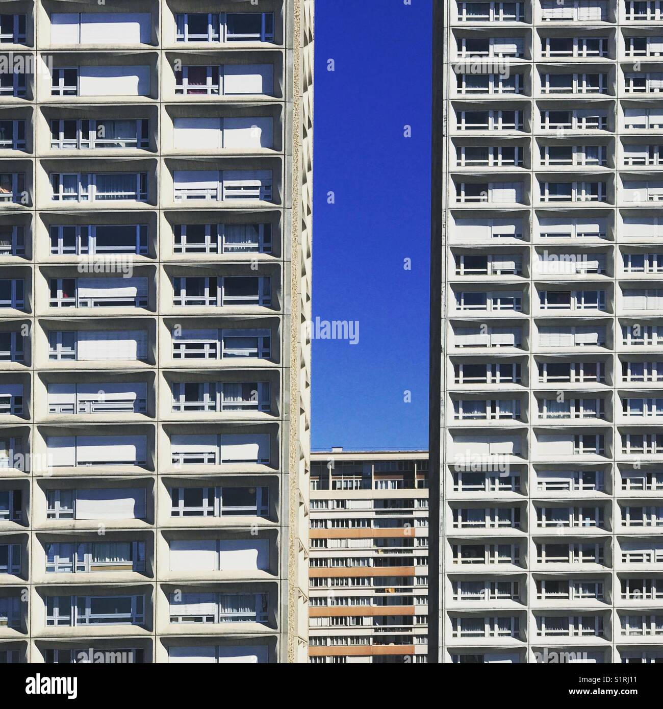 Tower block paris hi-res stock photography and images - Alamy