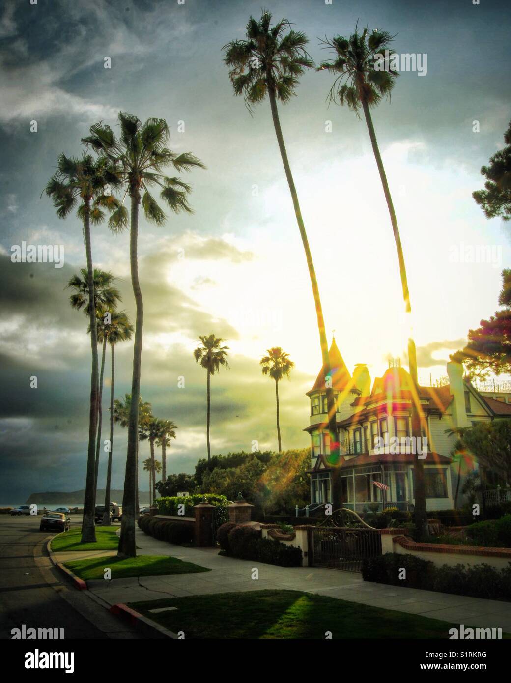 Cool beach house hi-res stock photography and images - Alamy