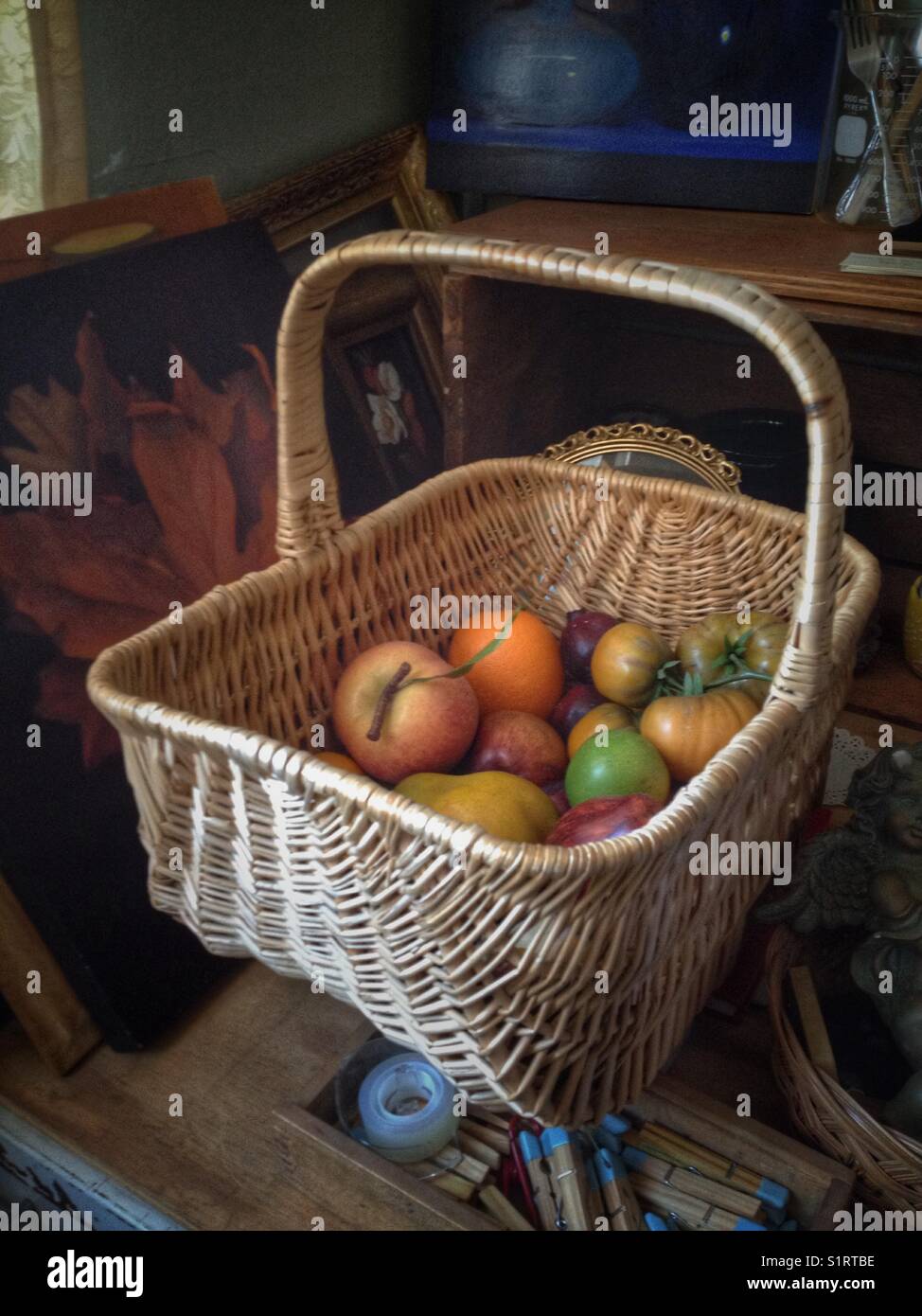 Art studio still life in Oakland, California Stock Photo - Alamy