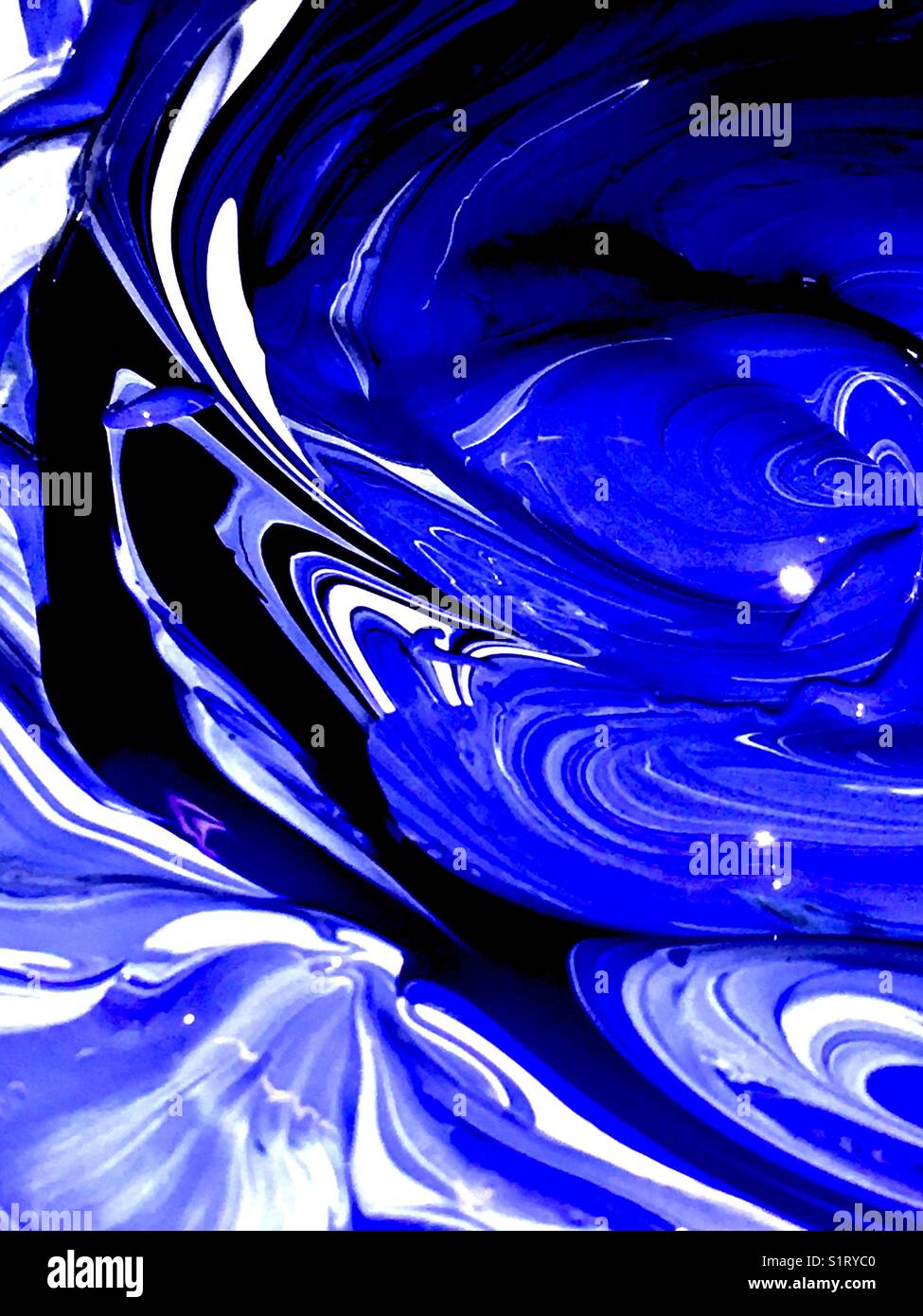 Paint swirl hi-res stock photography and images - Alamy