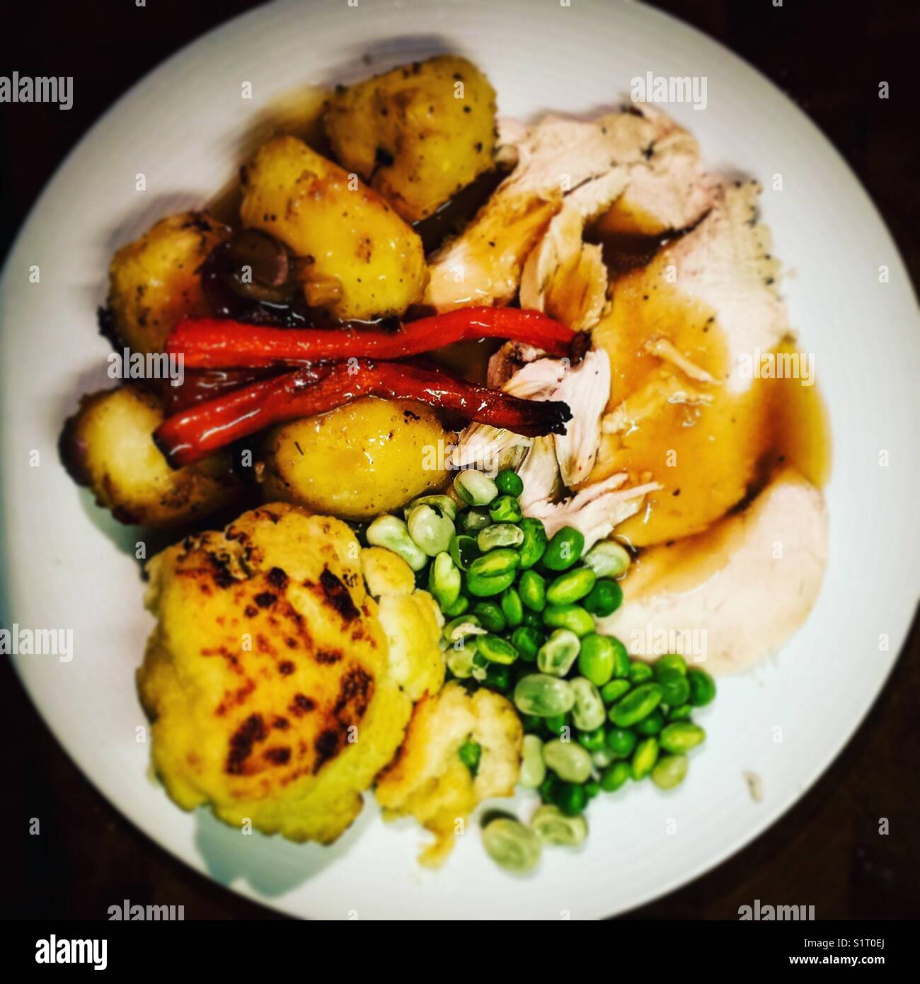 British sunday roast dinner hi-res stock photography and images - Alamy